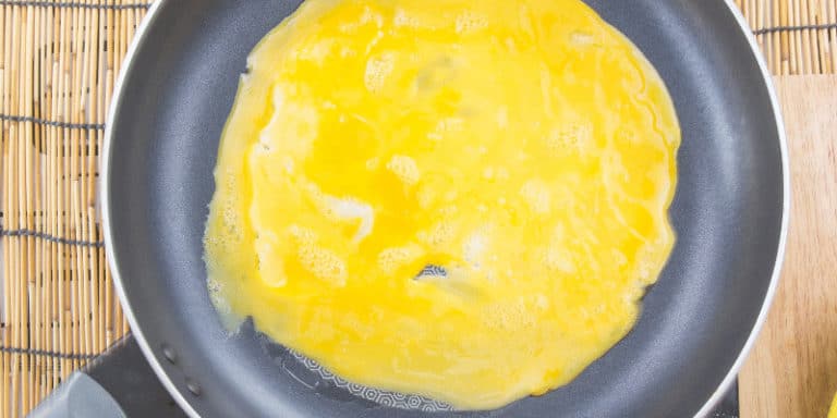 Best Egg Pans for Induction Cooktops (in 2026)